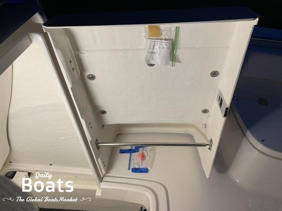 2020 Robalo R200 Cc for sale. View price, photos and Buy 2020 Robalo ...