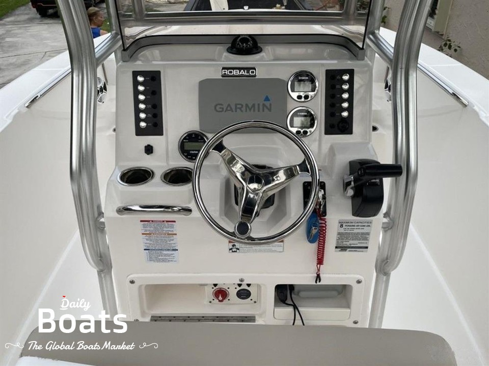 2020 Robalo R200 Cc for sale. View price, photos and Buy 2020 Robalo ...