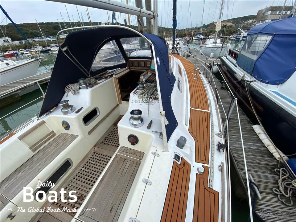 1986 Westerly Storm 33 for sale. View price, photos and Buy 1986 ...