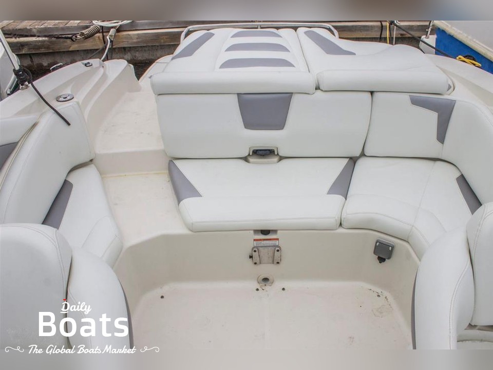 2011 Monterey 244Fs for sale. View price, photos and Buy 2011 Monterey ...