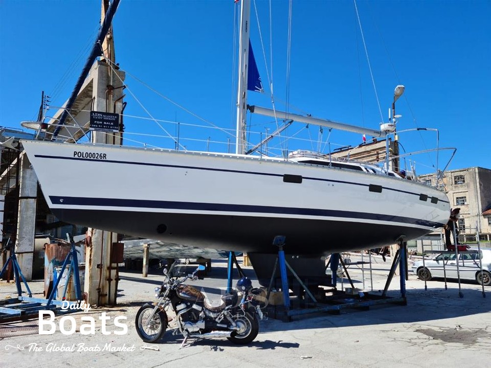 1996 Hunter 40.5 Legend for sale. View price, photos and Buy 1996 ...