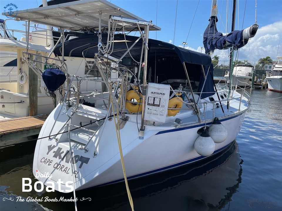 1987 Hunter Legend 37 for sale. View price, photos and Buy 1987 Hunter ...