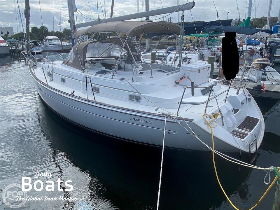 2001 Bénéteau Boats Oceanis 36 Cc for sale. View price, photos and Buy ...