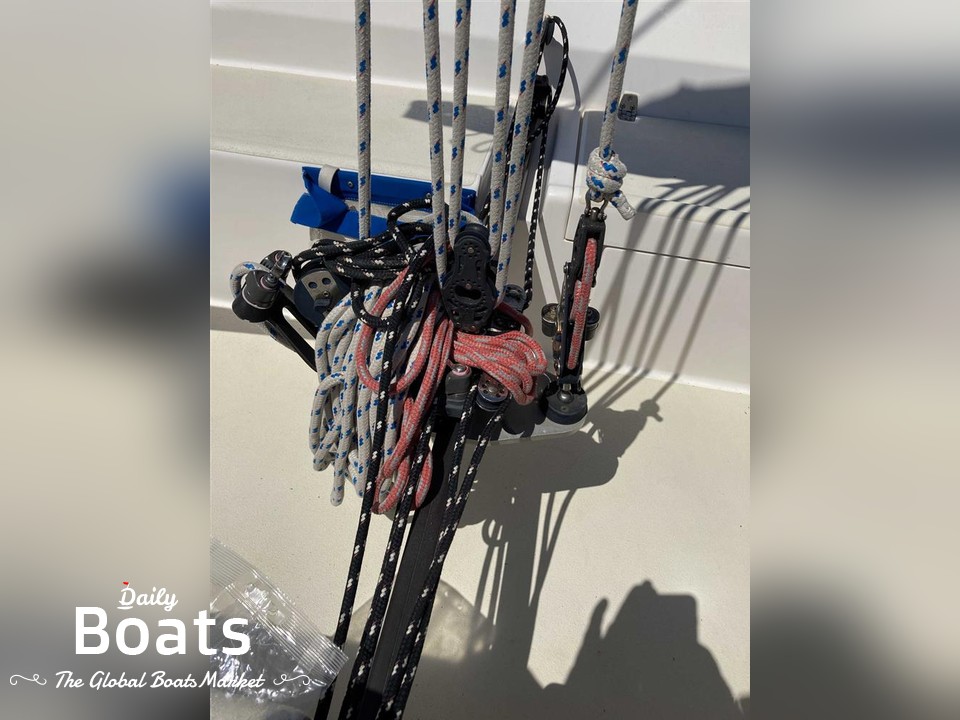 2006 J Boats J100 for sale. View price, photos and Buy 2006 J Boats ...