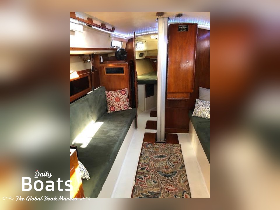 1985 Pearson Sloop for sale. View price, photos and Buy 1985 Pearson ...