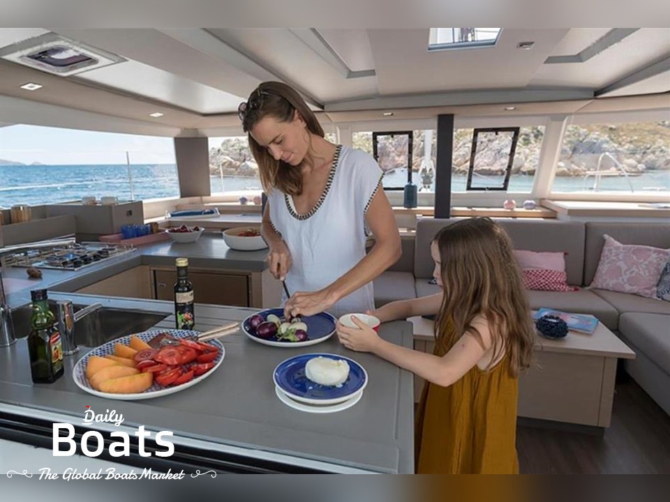 2020 Fountaine Pajot 42 for sale. View price, photos and Buy 2020 ...