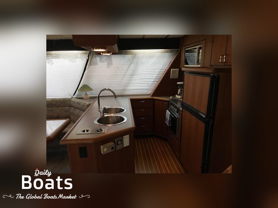 1991 Bayliner Boats 4588 Pilothouse for sale. View price, photos and ...