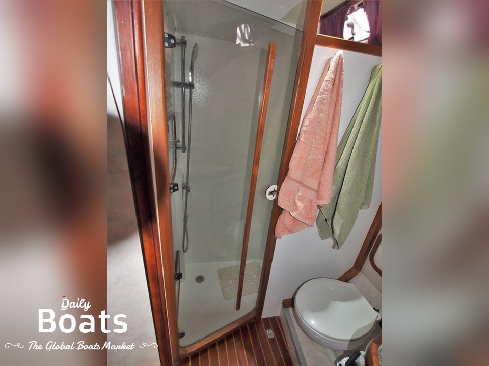 1996 Sovereign 51 for sale. View price, photos and Buy 1996 Sovereign ...