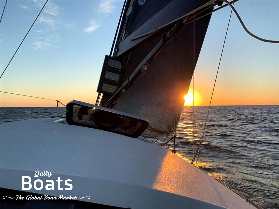 2009 Santa Cruz 37 for sale. View price, photos and Buy 2009 Santa Cruz ...