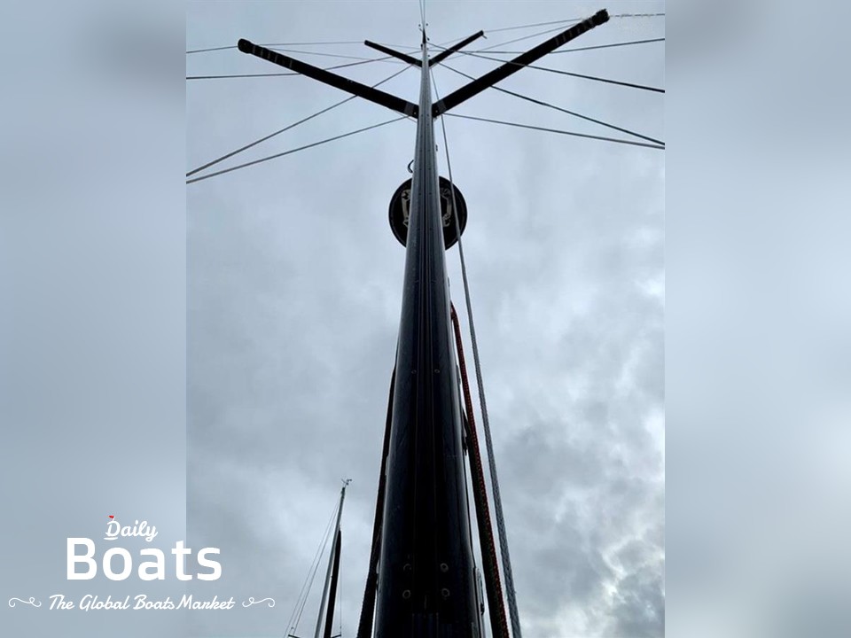 2009 Santa Cruz 37 for sale. View price, photos and Buy 2009 Santa Cruz ...