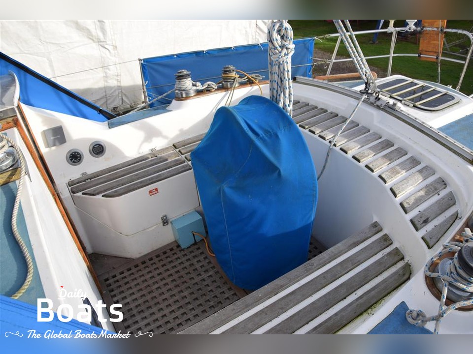 1987 Colvic Craft Countess 33 for sale. View price, photos and Buy 1987 ...