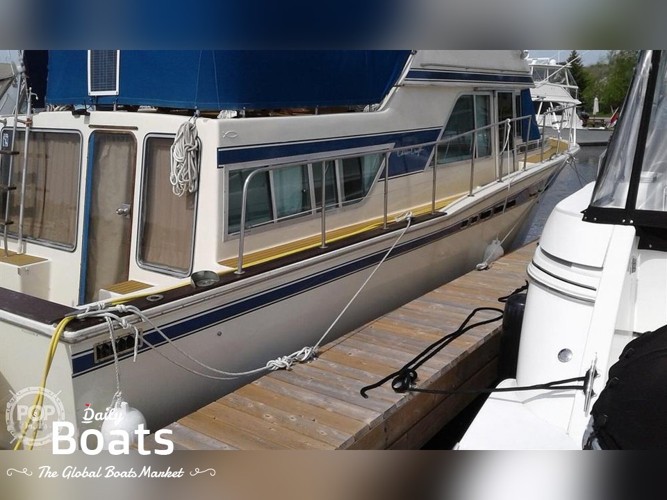 1984 Chris-Craft Corinthian 38 for sale. View price, photos and Buy ...