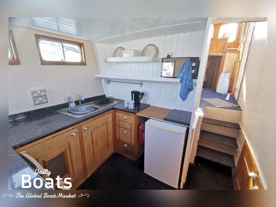 1997 Houseboat Liveaboard Trawler for sale. View price, photos and Buy ...