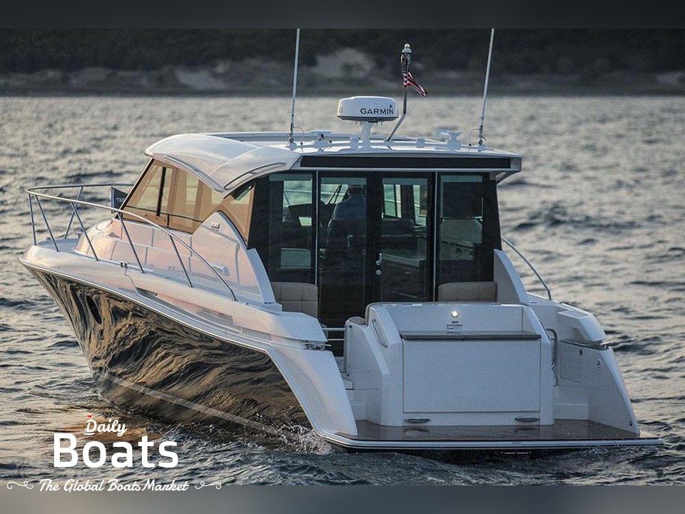 2019 Tiara Yachts 39 Coupe for sale. View price, photos and Buy 2019 ...