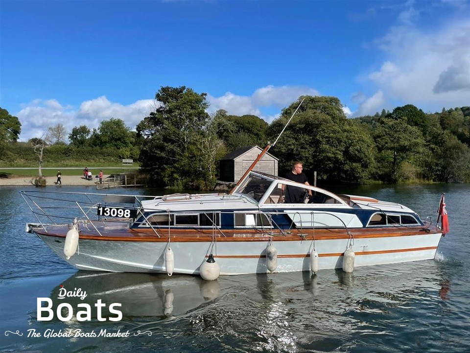 1977 Fairey Huntsman 31 for sale. View price, photos and Buy 1977 ...