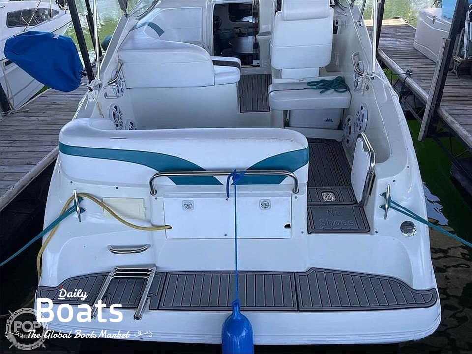 1995 Silverton 271 for sale. View price, photos and Buy 1995 Silverton ...