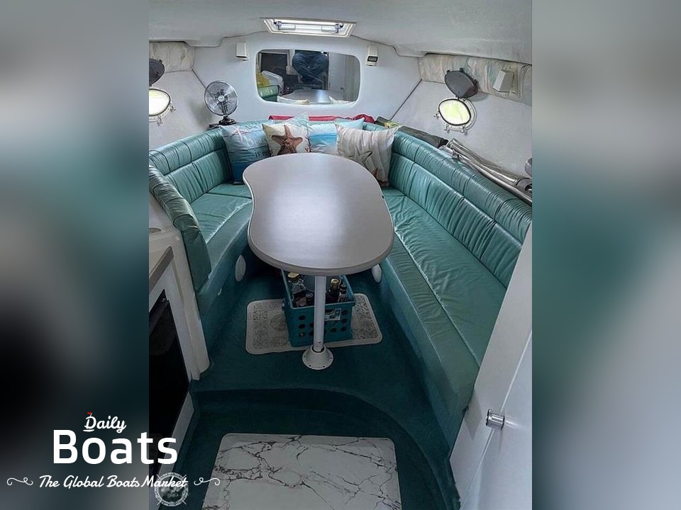 1995 Silverton 271 for sale. View price, photos and Buy 1995 Silverton ...