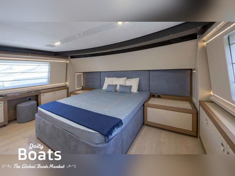 2017 Ferretti Yachts Custom Line 28 Navetta for sale. View price ...