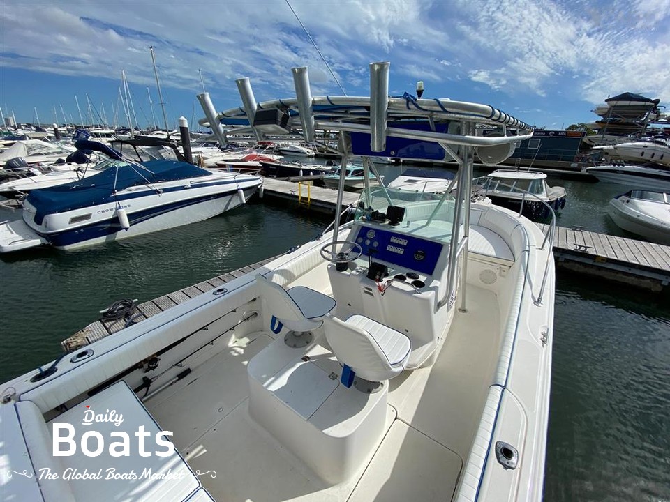 1998 Bayliner Boats 2503 Trophy Center Console for sale. View price ...