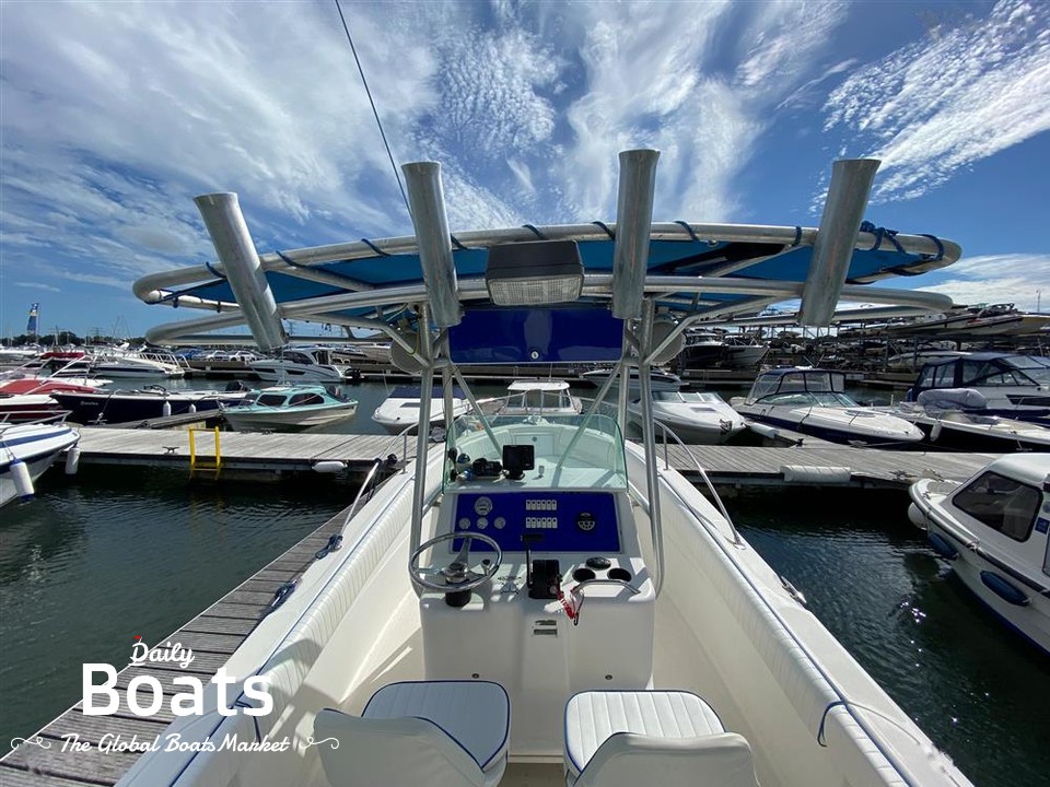 1998 Bayliner Boats 2503 Trophy Center Console for sale. View price ...