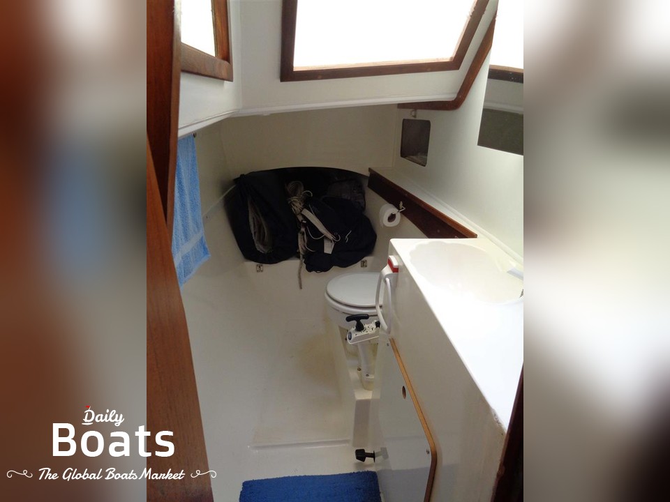 1987 Prout Quest 33Cs for sale. View price, photos and Buy 1987 Prout ...