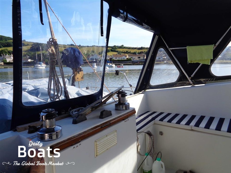 1987 Prout Quest 33Cs for sale. View price, photos and Buy 1987 Prout ...