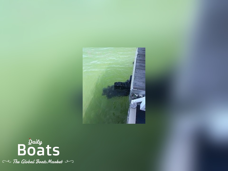 1995 JC 27 Tritoon for sale. View price, photos and Buy 1995 JC 27 ...