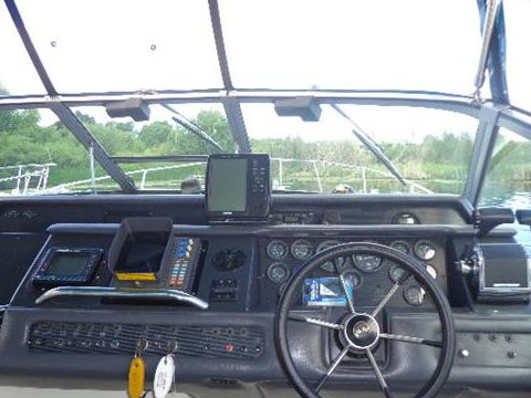1992 Sea Ray 330 Da for sale. View price, photos and Buy 1992 Sea Ray ...