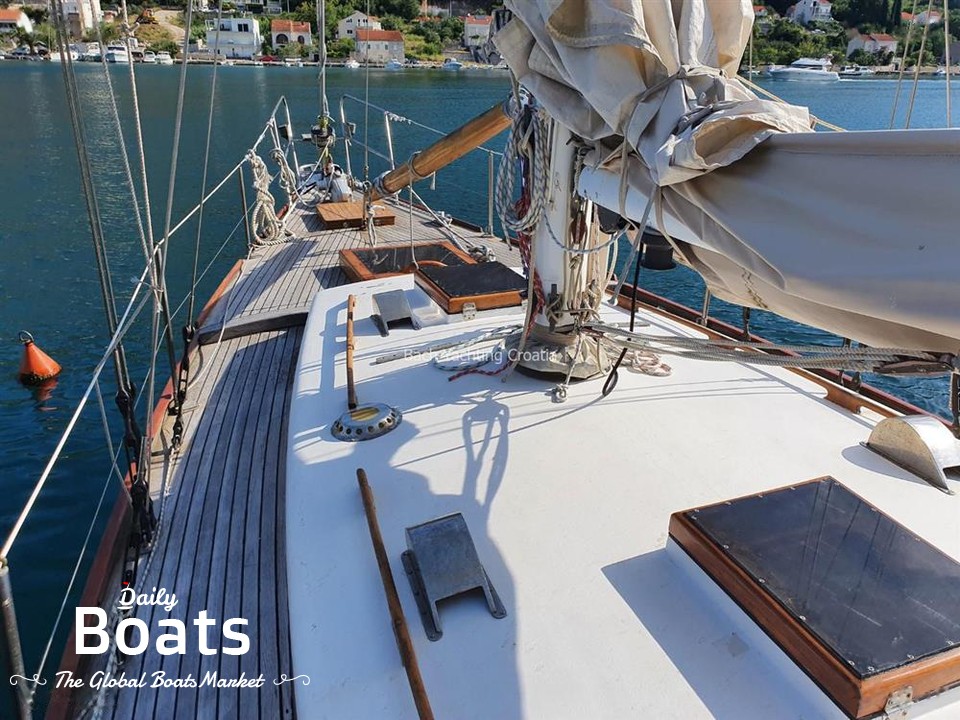 1963 Camper & Nicholsons 44 Yawl for sale. View price, photos and Buy ...