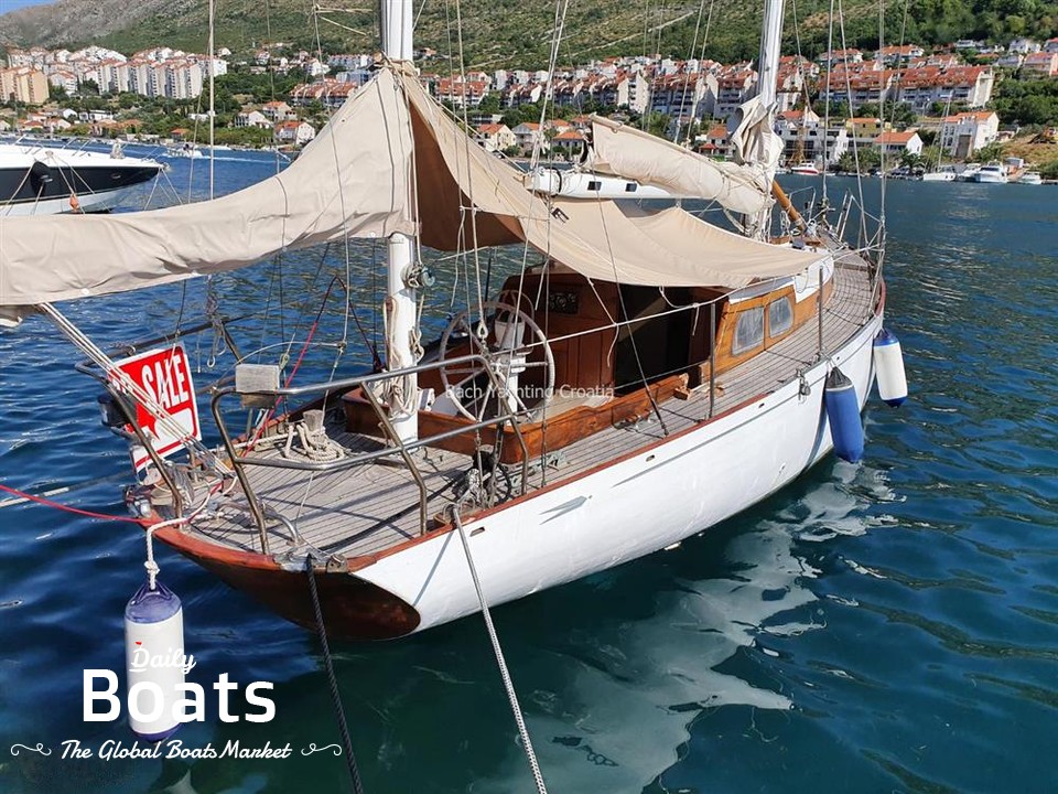 1963 Camper & Nicholsons 44 Yawl for sale. View price, photos and Buy ...