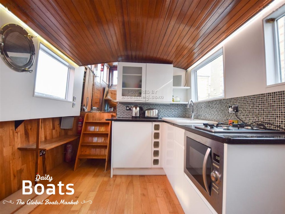 1922 Houseboat Dutch Barge 17M With London Mooring for sale. View price ...