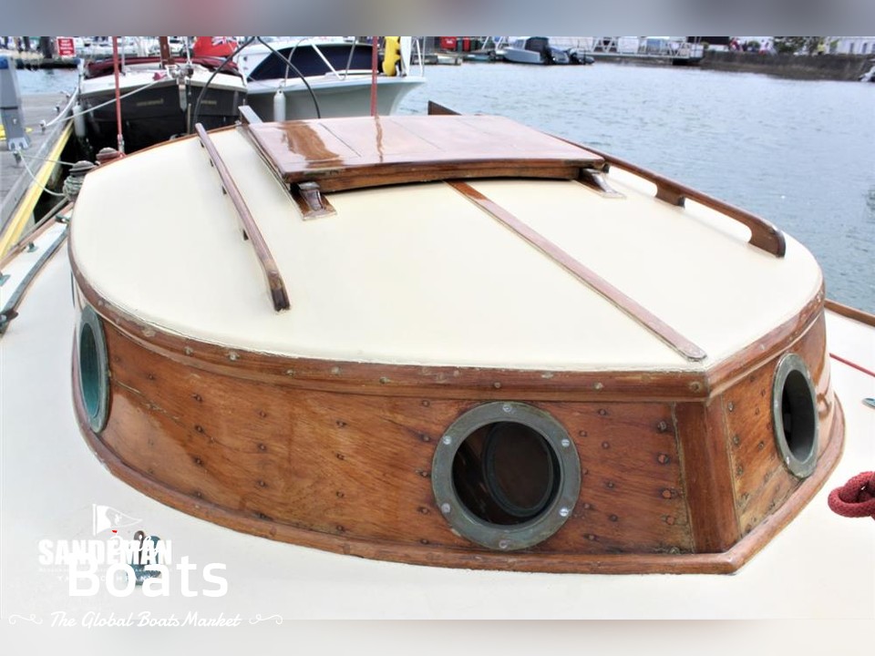 1932 Alfred Westmacott Woodnutt Gaff Cutter for sale. View price ...