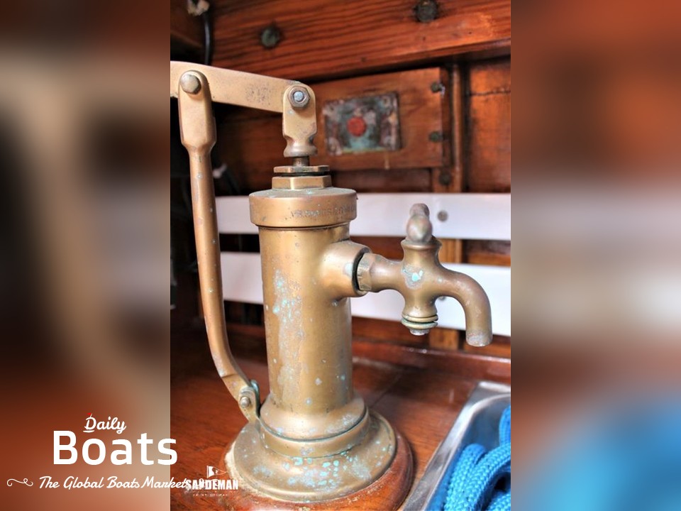 1932 Alfred Westmacott Woodnutt Gaff Cutter for sale. View price ...