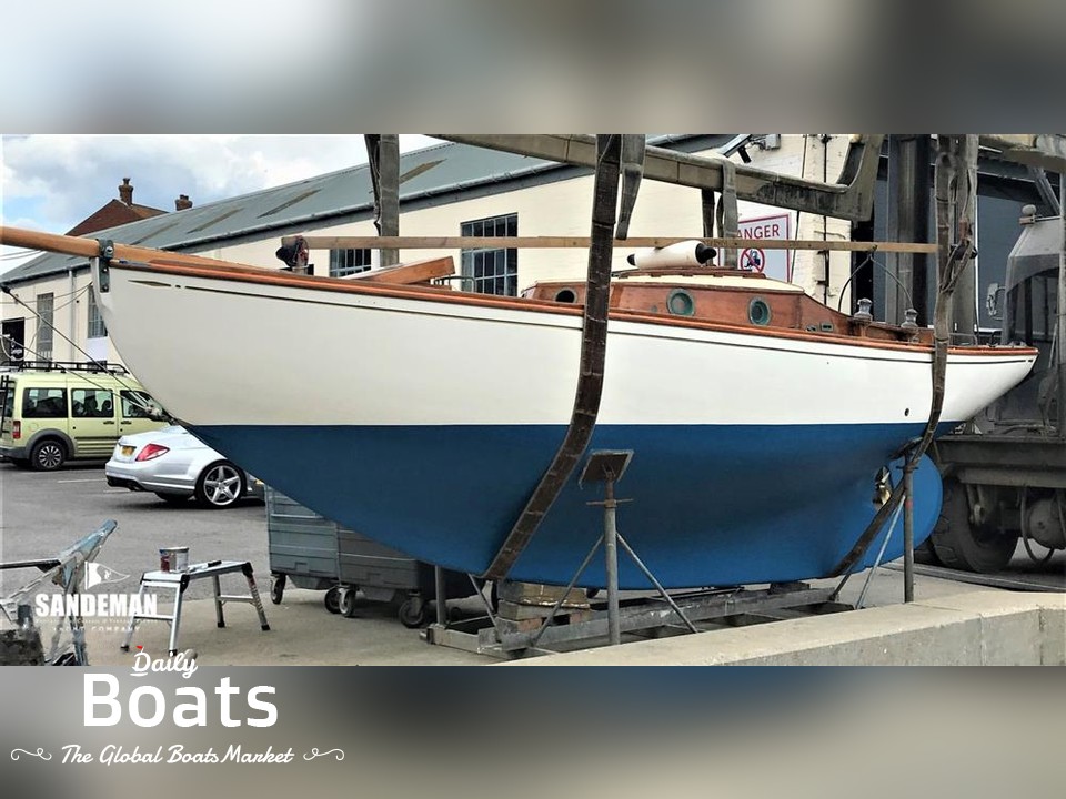 1932 Alfred Westmacott Woodnutt Gaff Cutter for sale. View price ...