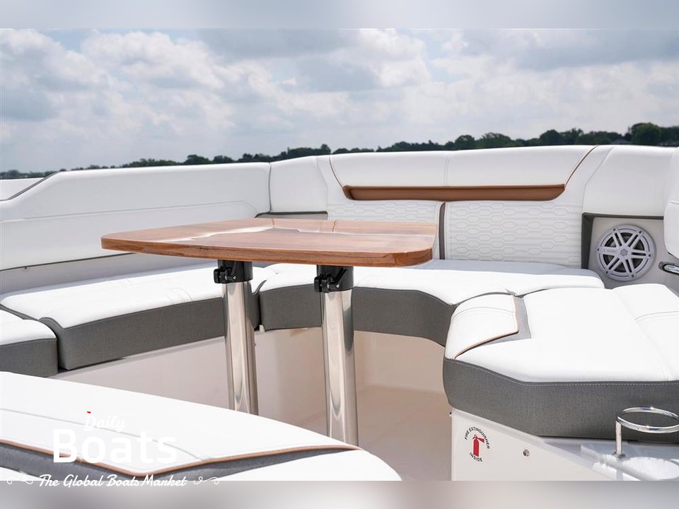 2022 Tiara Yachts 4300 Ls for sale. View price, photos and Buy 2022 ...
