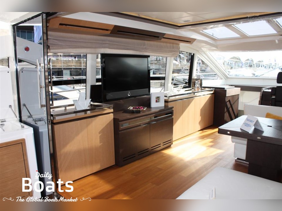 2010 Absolute 64 Sty for sale. View price, photos and Buy 2010 Absolute ...