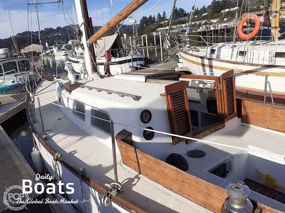 1965 Pearson Vanguard 32 for sale. View price, photos and Buy 1965 ...