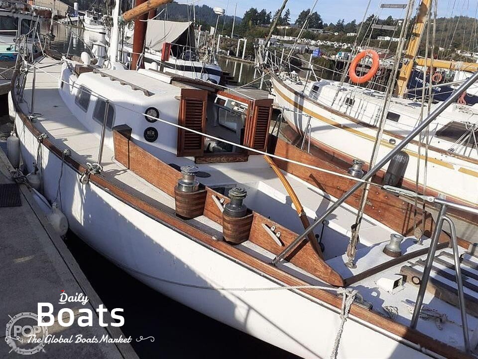 1965 Pearson Vanguard 32 for sale. View price, photos and Buy 1965 ...