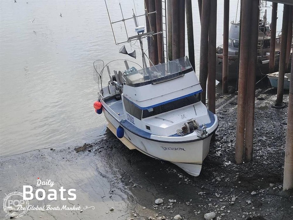 1979 Uniflite 32 for sale. View price, photos and Buy 1979 Uniflite 32 ...