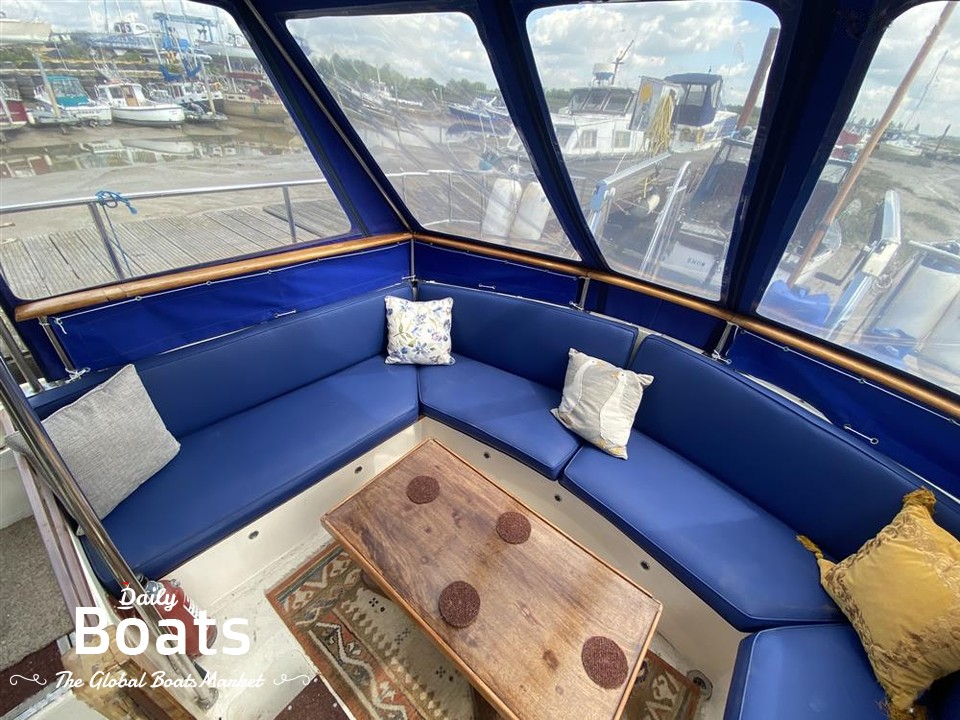 1982 Moonraker 36 Softrider for sale. View price, photos and Buy 1982 ...