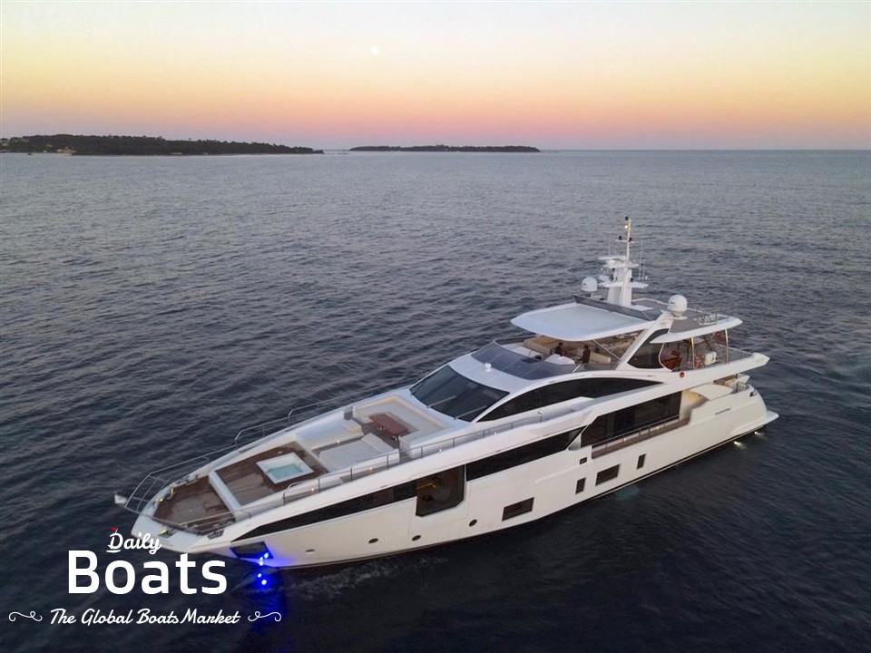 Azimut Yachts Grande 35M for sale | View price, photos and Buy Azimut ...
