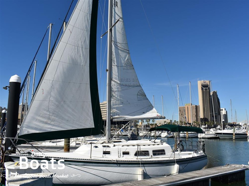 1983 Newport 30 for sale. View price, photos and Buy 1983 Newport 30 ...