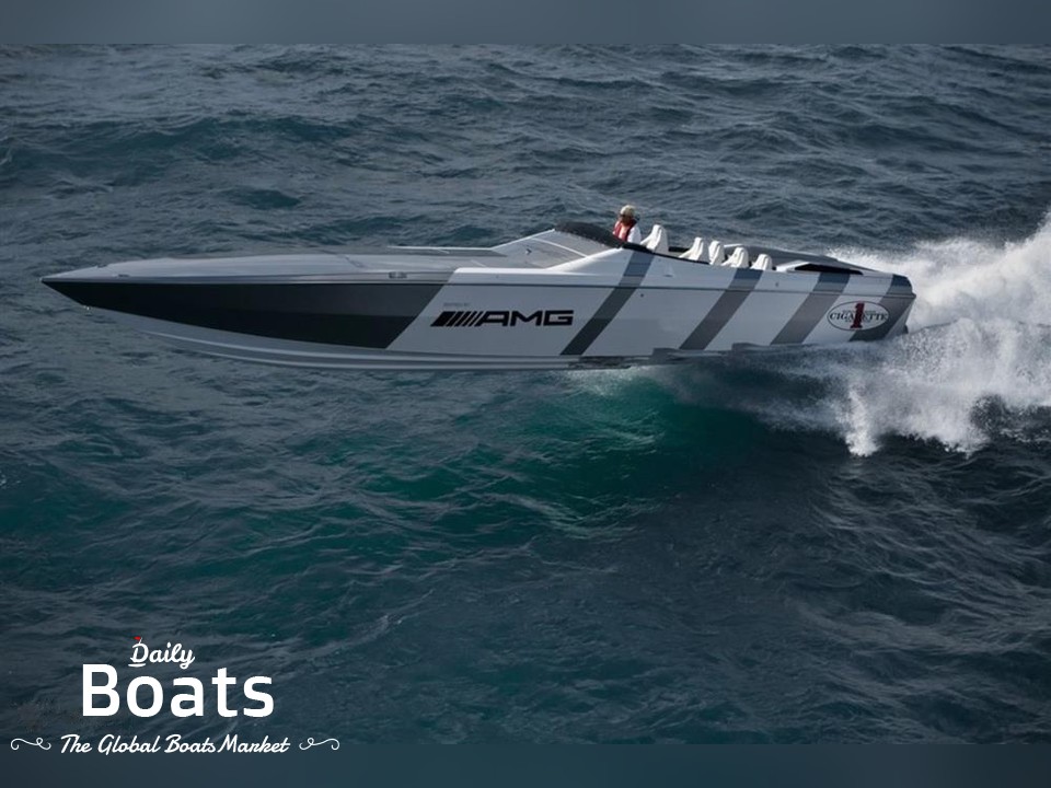 Cigarette Racing 46 rider xp for sale - Daily Boats