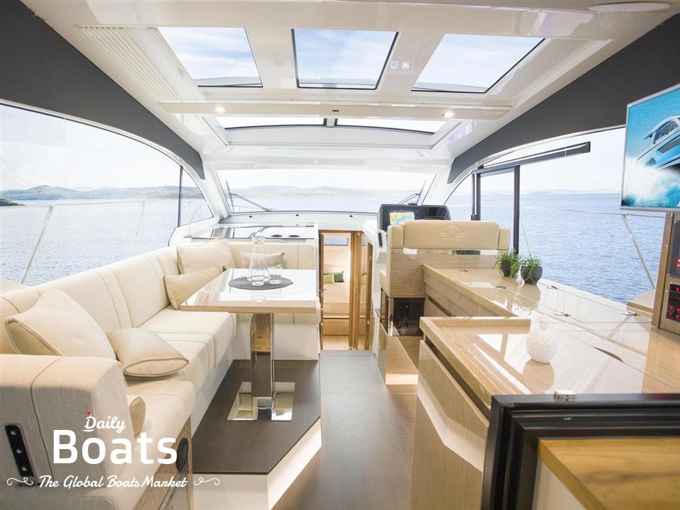 2022 Sealine C390 for sale. View price, photos and Buy 2022 Sealine ...