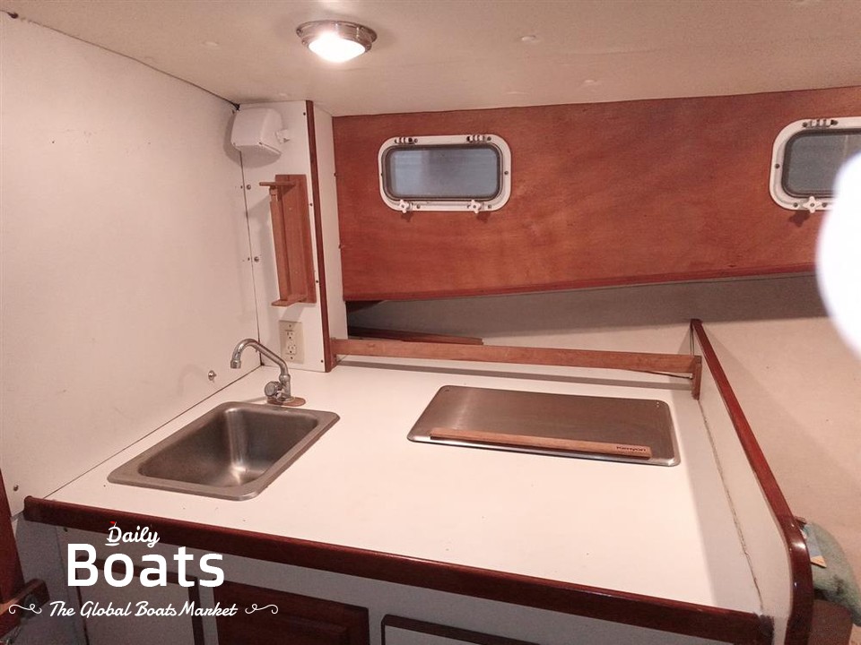 1984 Harris Cuttyhunk for sale. View price, photos and Buy 1984 Harris ...