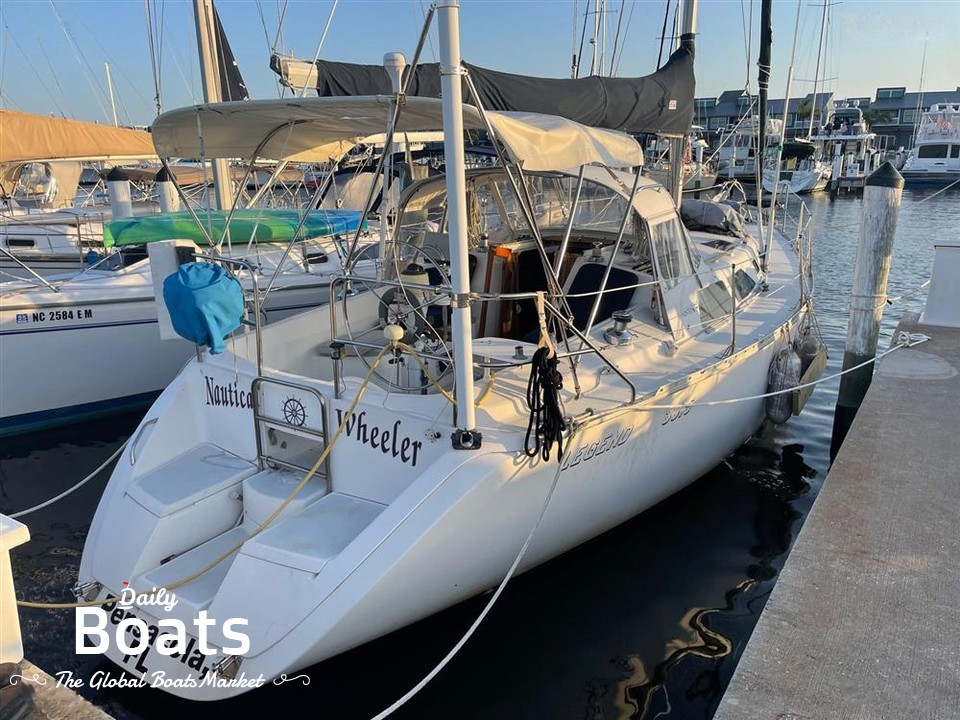 1989 Hunter Legend 355 for sale. View price, photos and Buy 1989 Hunter ...