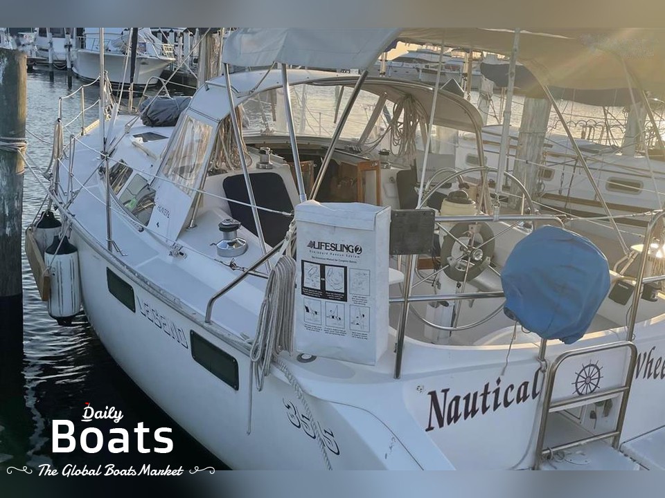 1989 Hunter Legend 355 for sale. View price, photos and Buy 1989 Hunter ...