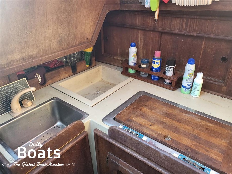 1982 Ericson 25 for sale. View price, photos and Buy 1982 Ericson 25 ...