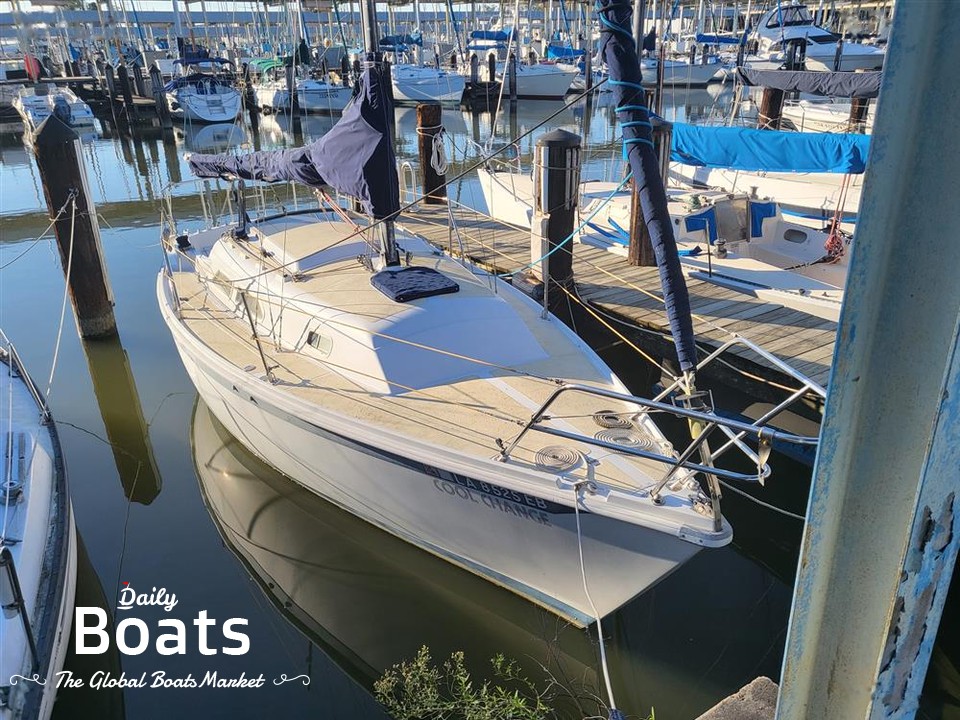 1982 Ericson 25 for sale. View price, photos and Buy 1982 Ericson 25 ...