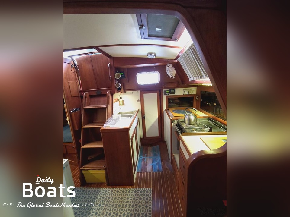 1985 Freedom 39 for sale. View price, photos and Buy 1985 Freedom 39 ...